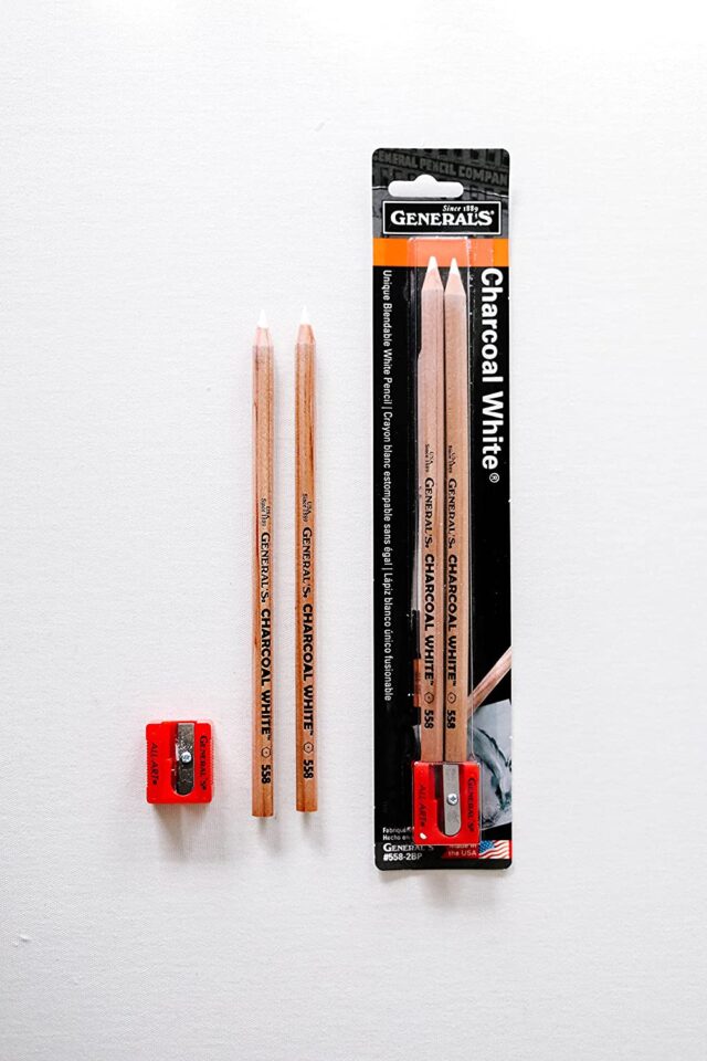 What Are the Best Charcoal Pencils for Drawing? (Full Guide)